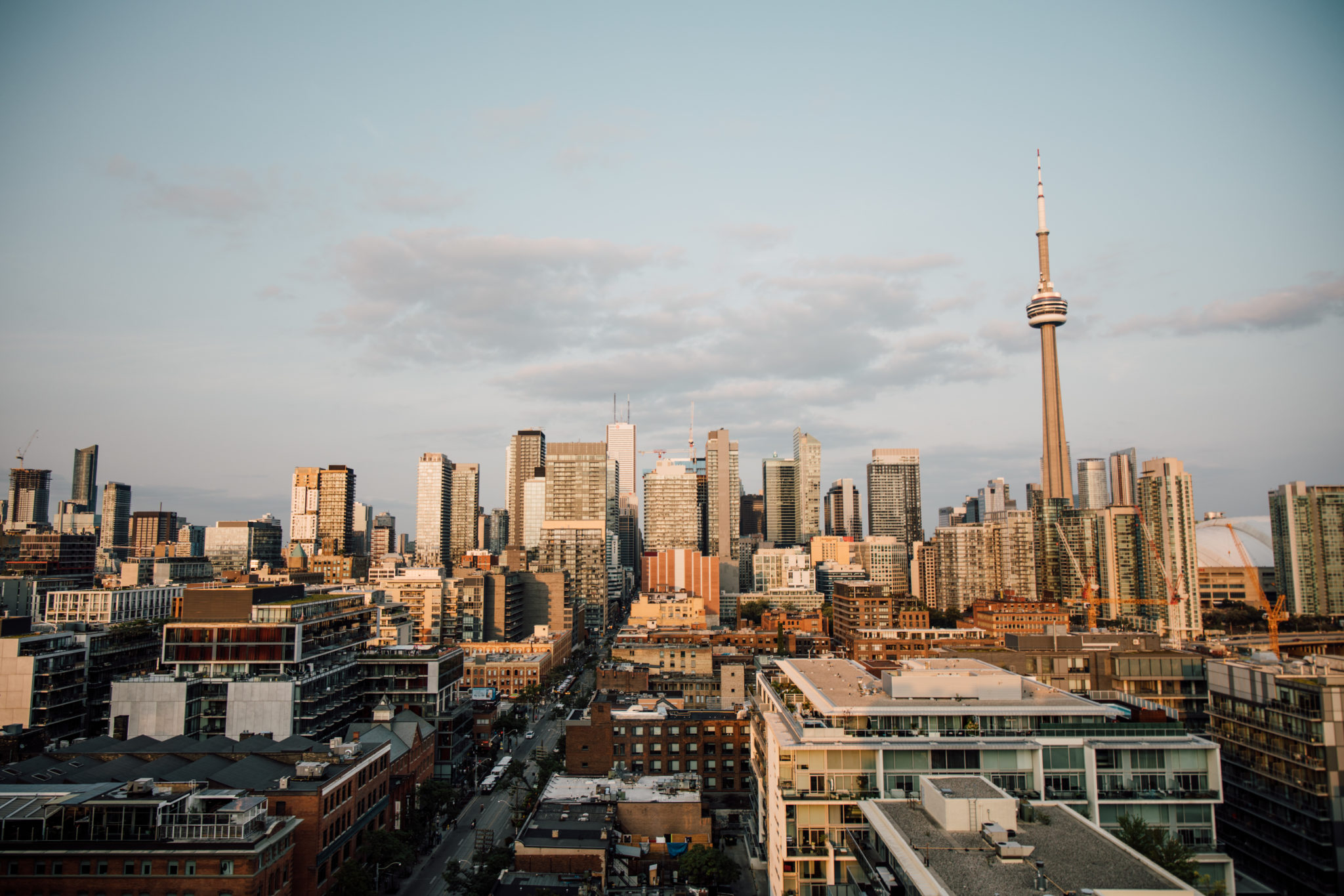 Vivre à Toronto pendant son PVT Canada : les bons plans de Hellolaroux